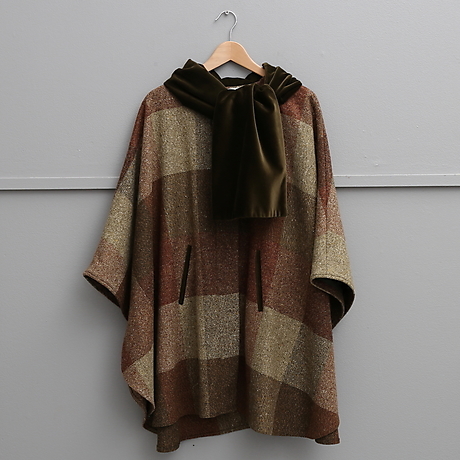 CAPE, AVOCA, irländsk tweed och sammet. Vintagekläder & Accessoarer ...