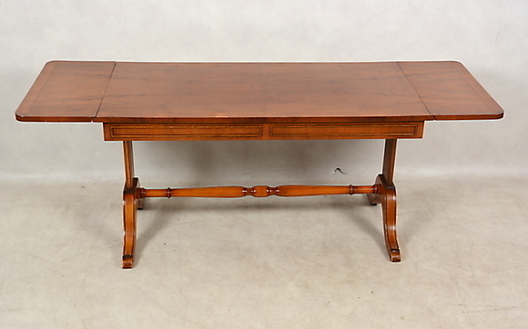 COFFEE TABLE, with flaps, English style, 1900s. Furniture - Tables ...