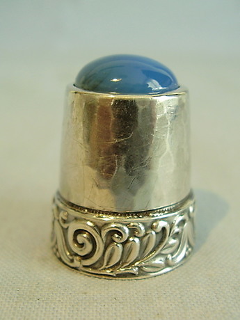 FINGERBORG ANTIK SILVER 800. Silver & Metall - Silver - Auctionet