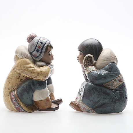 FIGURINES, a pair, porcelain, Eskimo children, marked Lladro hand made ...