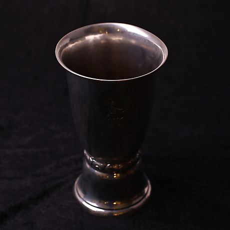 FRITZ S HEIMBURGER (1898-1948). CUP on foot, silver, Heimburger ...