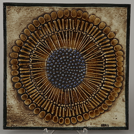 LISA LARSON. Wall plaque, stoneware, "Sunflower" from the series Unik ...