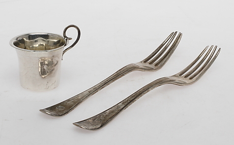 A Collection SILVER, 3 parts, forks and cup, including Sickman ...