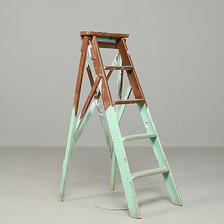 PAINTER'S LADDER in wood, 1900s, height 116 cm. Folk art - Tools ...