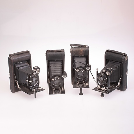 BELLOWS CAMERAS, 4 pcs., i.a. Stolma, first half of the 20th century ...