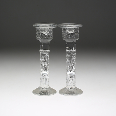 LJUSSTAKAR, ett par, glas, "Daisy", Rolf Sinnemark, Kosta Boda. Glas ...