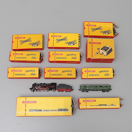MODEL RAILWAY, TRIX EXPRESS: steam locomotive with coal wagon, no. Toys ...