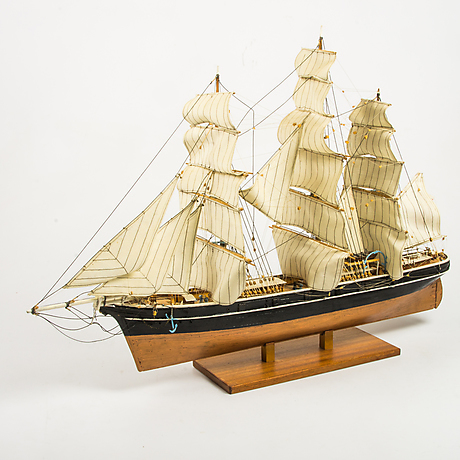 SHIP MODEL, late 20th century. Miscellaneous - Technica & Nautica ...