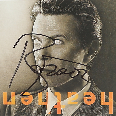 AUTOGRAPH. DAVID BOWIE, BRITISH MUSICIAN & ACTOR, (1947-2016). Böcker ...