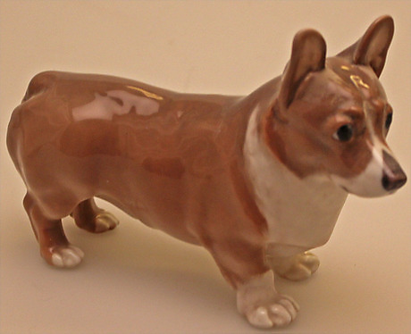 FIGURE, porcelain, Welsh Corgi, Royal Copenhagen, Denmark. Ceramics ...