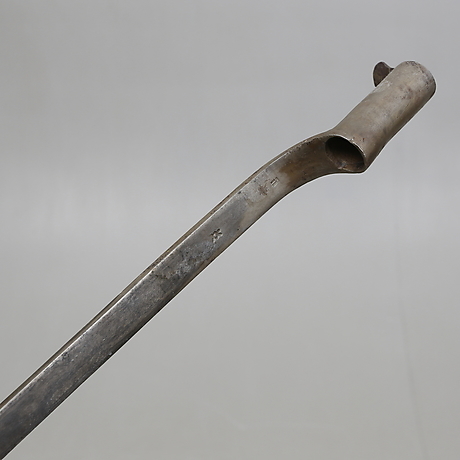 BAYONET, 18th century. Weapons & Militaria - Edged weapons - Auctionet