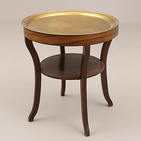 SMOKE TABLE, wood and brass, 20th century. Furniture - Tables - Auctionet