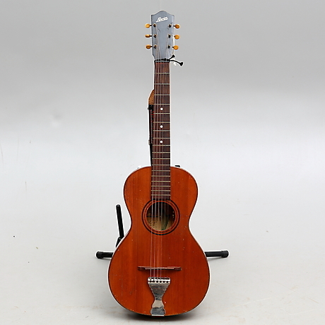 GITARR, Modell 267, Levin, 1935. Samlarföremål - Musikinstrument ...