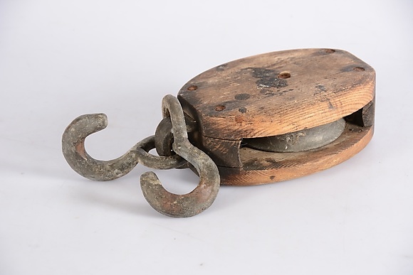 TALJA/BLOCK, trä och järn, 1900-talets första hälft. Övrigt - Teknika ...