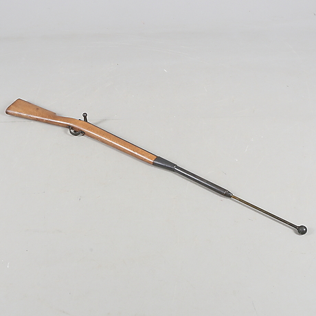BAYONET FENCING RIFLE, wood/metal, model 1918, spring-loaded barrel ...