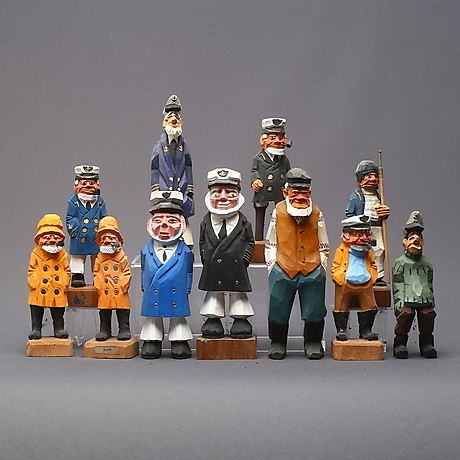 FIGURAS, 11 piezas, Capitanes de mar y Pescadores, madera tallada y ...