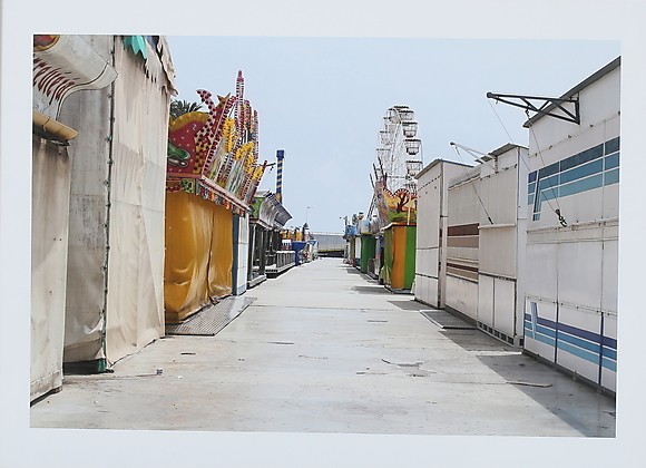 PETER JANHANS. "Tivoli Spain", color photograph, signed and dated 2016 ...