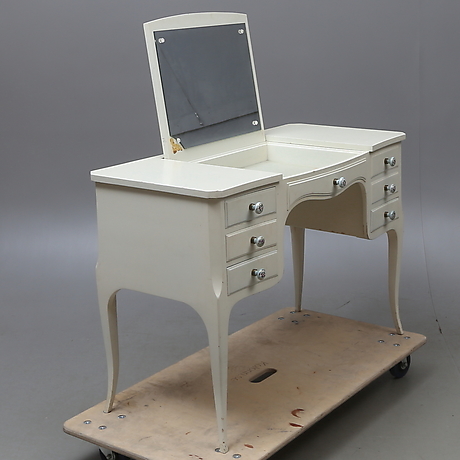 MAKE-UP TABLE, rococo style, 20th century. Furniture - Tables - Auctionet