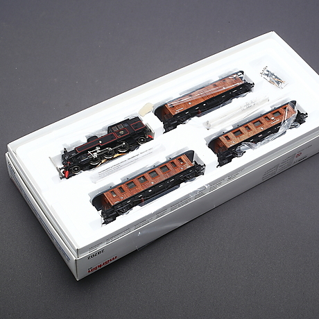 MÄRKLIN scale H0. Train set 28702, locomotives and carriages. Toys ...