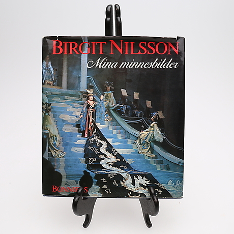 MEMORIAL PICTURES WITH A GENTLE DEDICATION BY BIRGIT NILSSON. Books ...