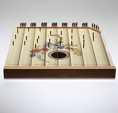 CITTRA, 1900-tal. Samlarföremål - Musikinstrument - Auctionet