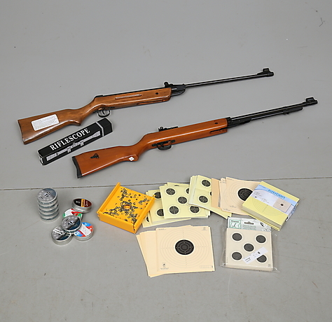 AIR RIFLE, 2 pcs, with accessories, 1900s/2000s. Weapons & Militaria ...