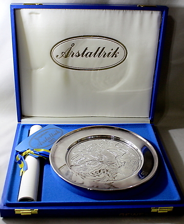 ÅRSTALLRIK, Silver, 1977, Evert Taube, Stämplad 830, numrerad 210/600 ...