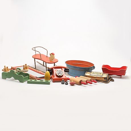 A Collection OF TOYS, wood, tin, 1900s. Toys - Auctionet