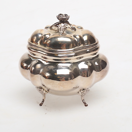 SUGAR BOX, silver 835, rococo style. Silver & Metals - Silver - Auctionet