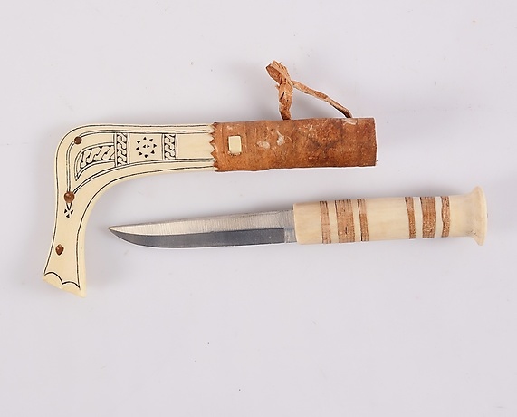 SAME KNIFE, horn and leather, North Sami, signed "ES", 1900s. Weapons ...