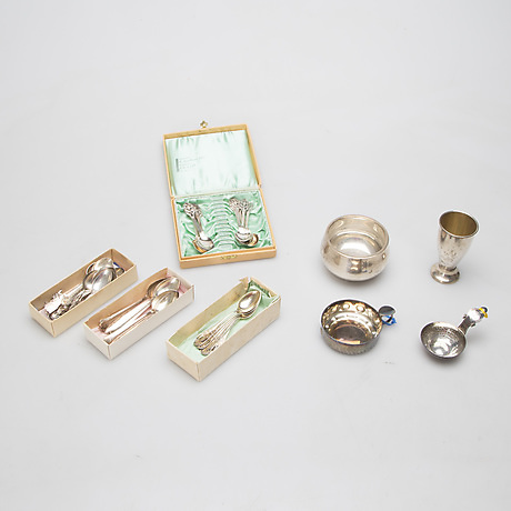 COLLECTION OF SILVER OBJECTS, including sterling, total weight approx ...