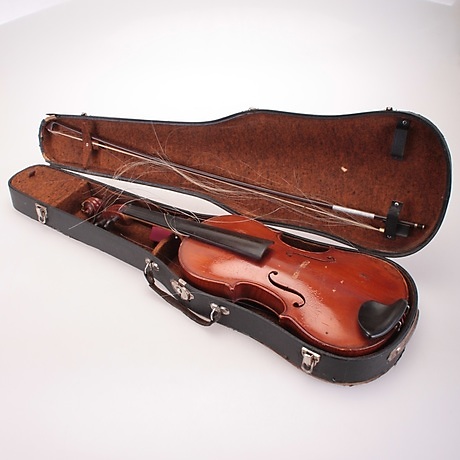 VIOLIN and STRING in VIOLIN BAG. Miscellaneous - Musical instruments ...