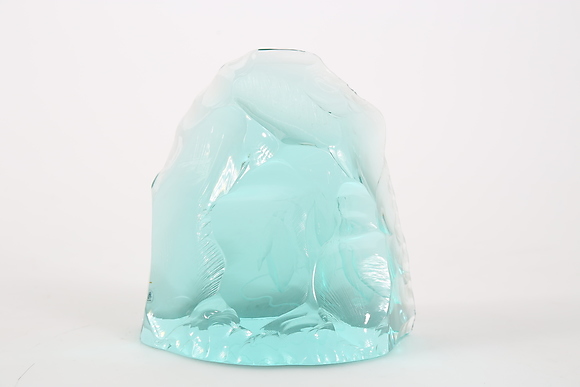 GLASS BLOCK, signed R Strand, Hovmantorp. Glass - Other - Auctionet