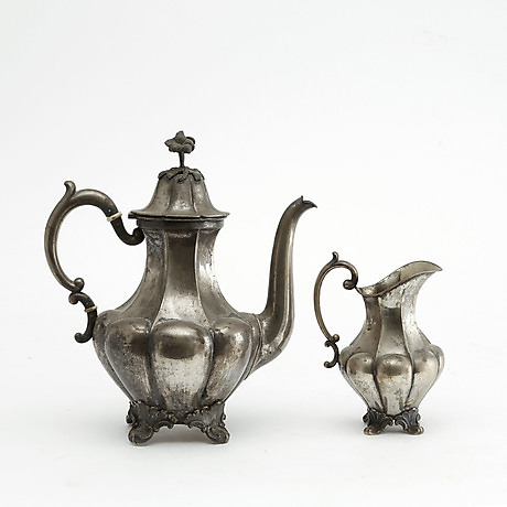 COFFEE POT and CREAM POT, silver, total weight 910 grams. Silver ...