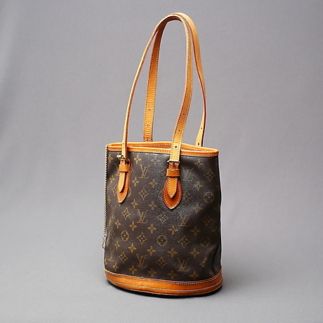 LOUIS VUITTON. Axelremsväska, "Petit Bucket", monogram, Paris Frankrike ...