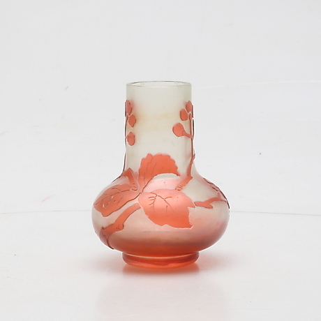 VAS, glass, first half of the 20th century. Glass - Other - Auctionet