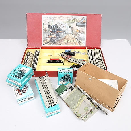 MÄRKLIN train set 3201 with steam locomotive 3000, bridge with bridge ...