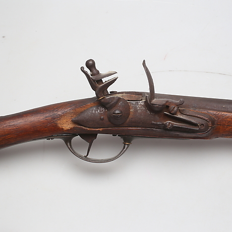 FLINTLOCK RIFLE, 1700s / 1800s. Weapons & Militaria - Guns & Rifles ...