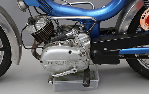 MOPED, Crescent Compact. Fordon, Båtar & Delar - Cyklar - Auctionet