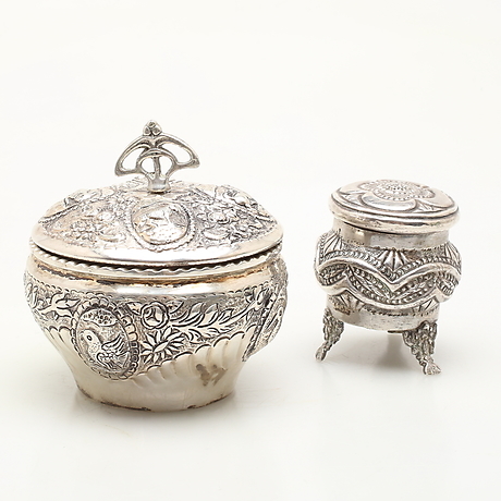 A Collection Silver objects, 284.5 grams. Silver & Metals - Silver ...