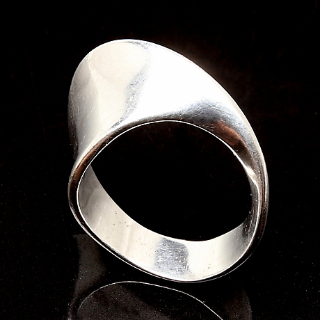 RING, MÖBIUS, Georg Jensen, Sterling Silver. Smycken & Ädelstenar ...