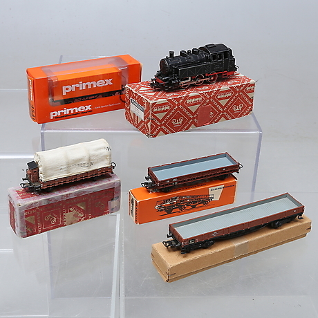 MÄRKLIN 3004.4 steam locomotive TM 800 and 4 carriages, original box ...