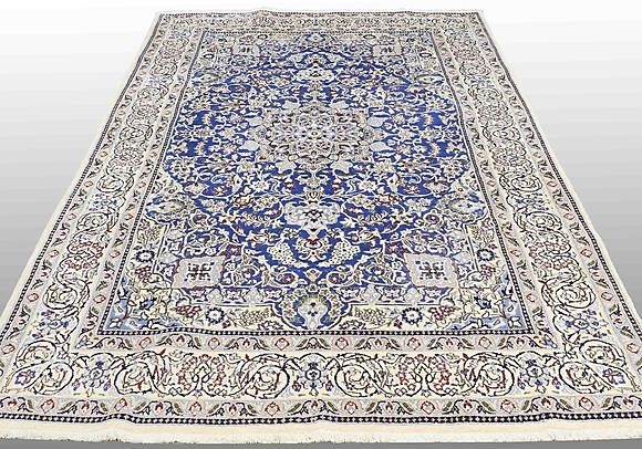MATTA, persisk, nain med silkesinslag, 300 x 193 cm. Mattor & Textil ...