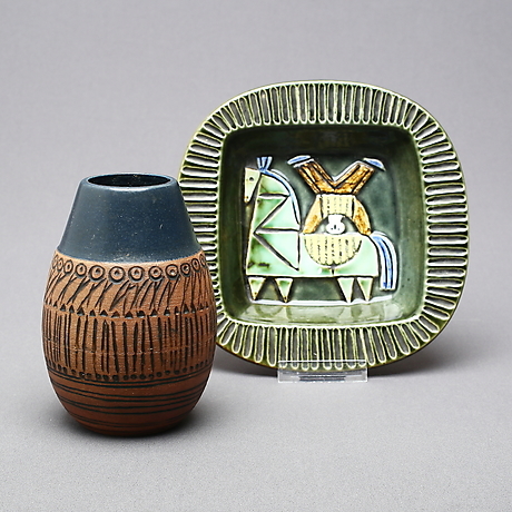 LISA LARSON. Vase, "Granada" and saucer, "Harlekin", stoneware, Lisa ...
