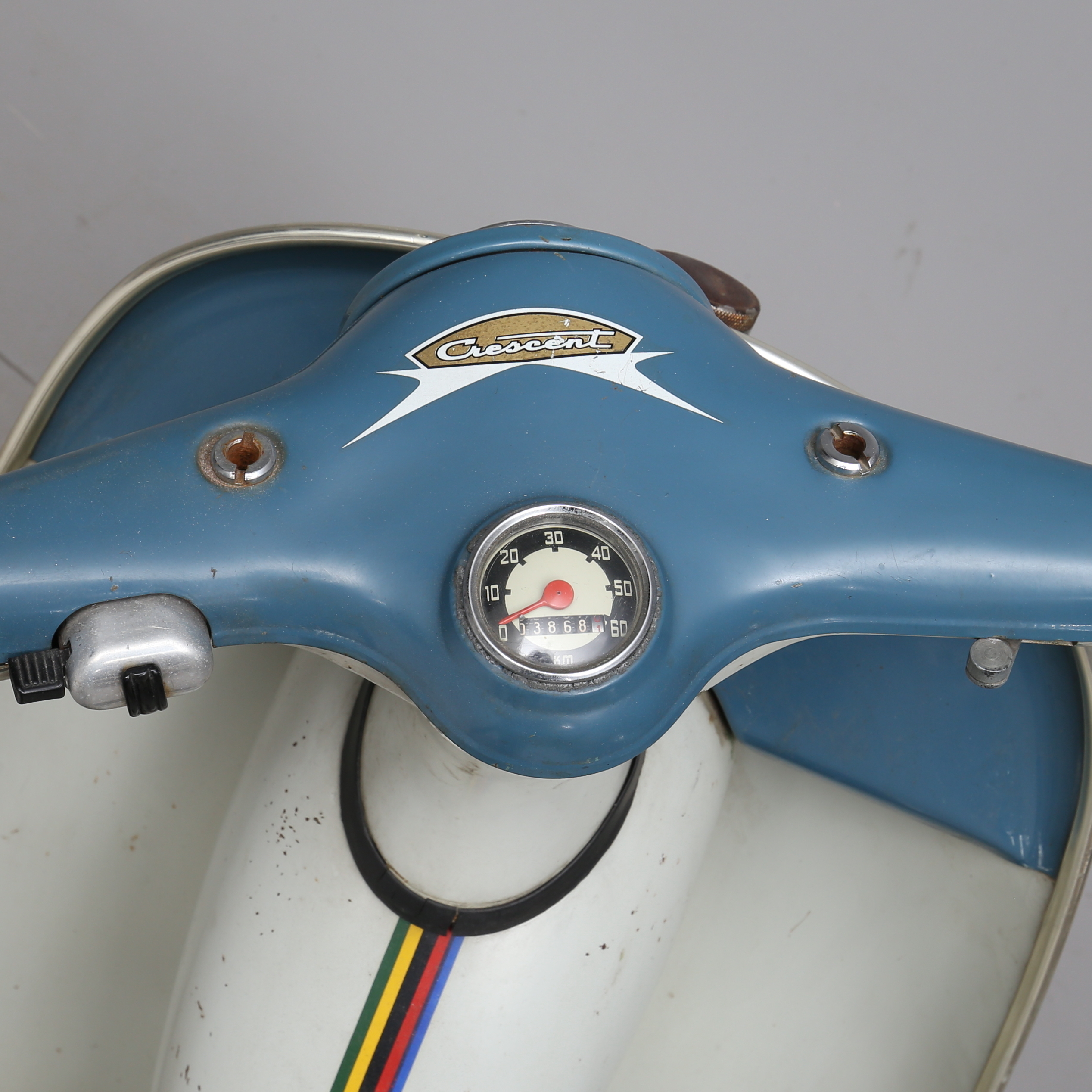 MOPED, Crescent 2000, 1960-tal. Fordon, Båtar & Delar - Cyklar - Auctionet