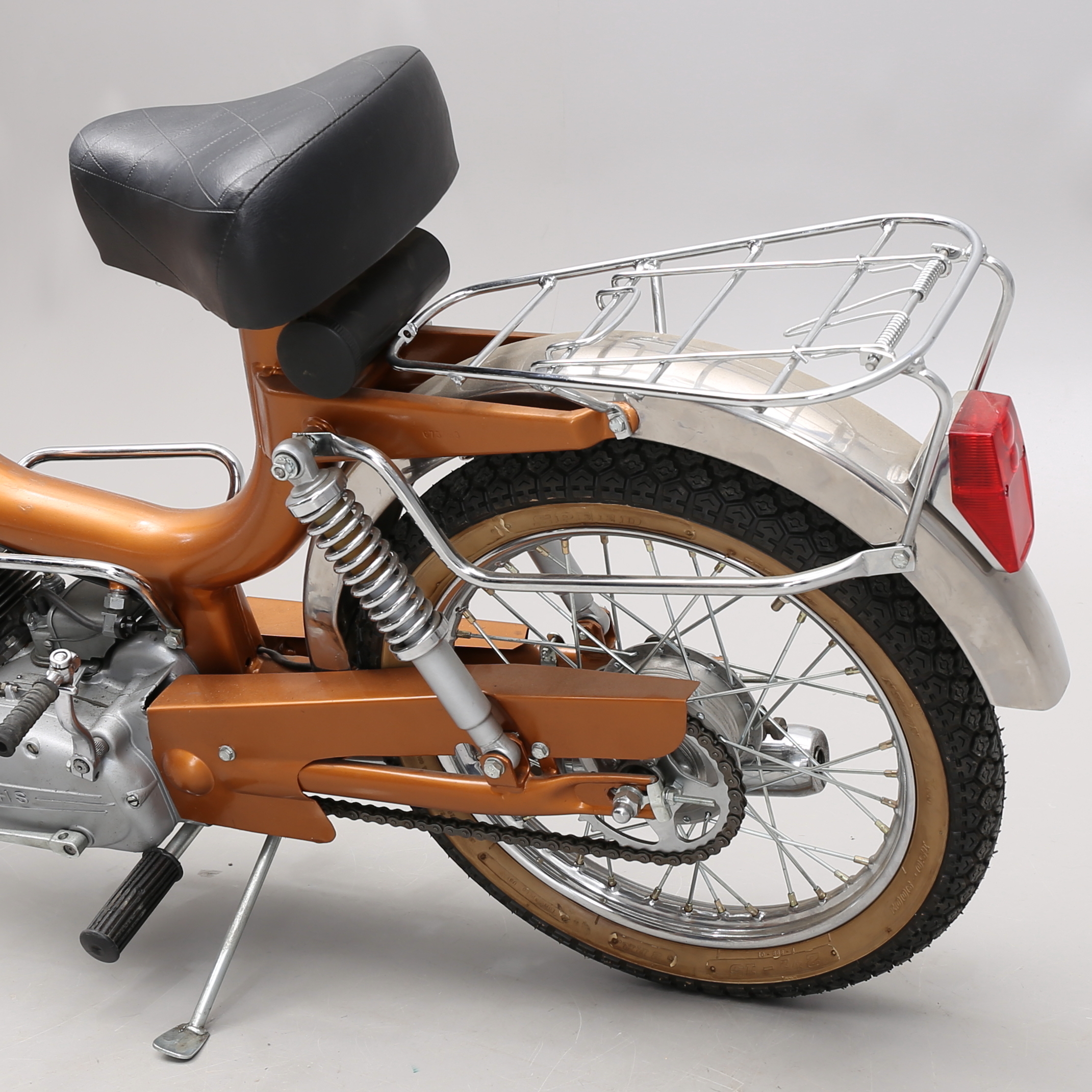 Bilder för 1055996. MOPED, Crescent Compact, 50cc, 1970-tal. - Auctionet