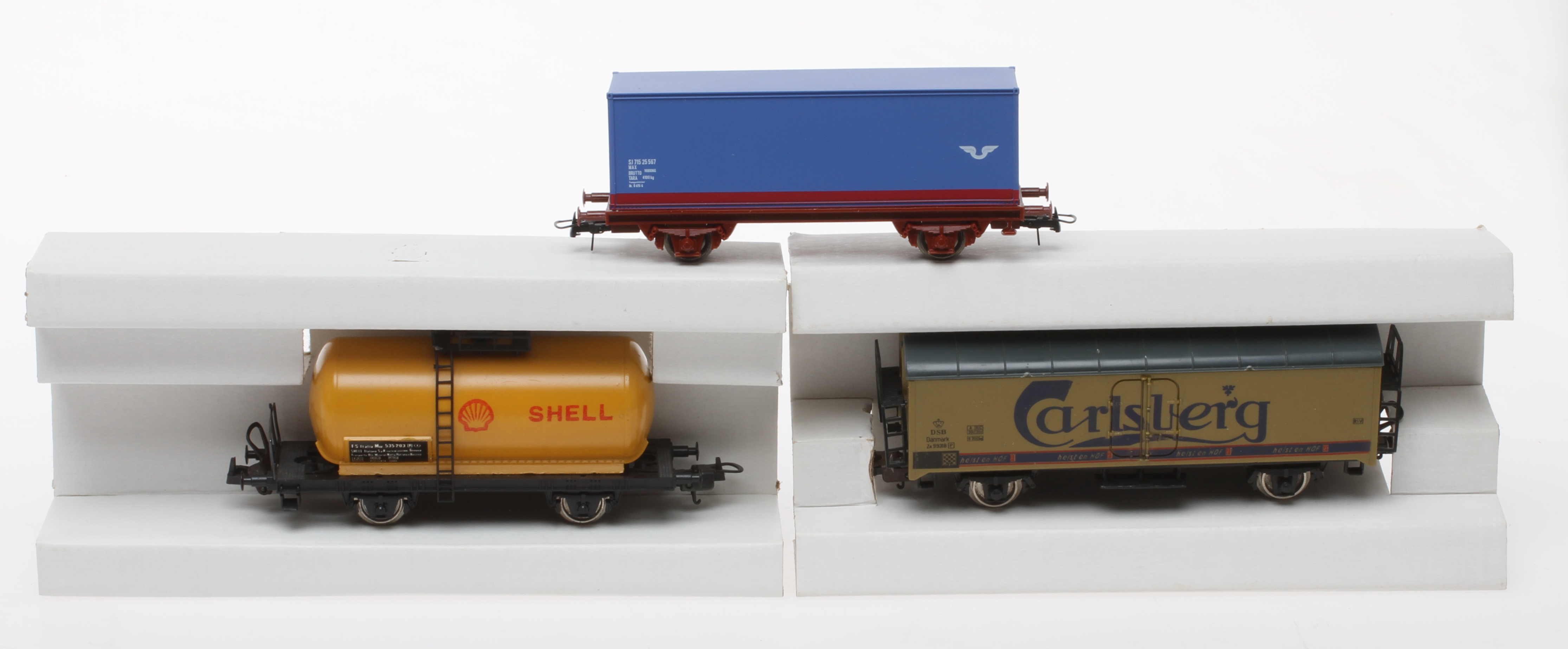 Images for 113660. MODEL TRAIN ROCO 4 SJ freight wagons, BRAWA freight ...