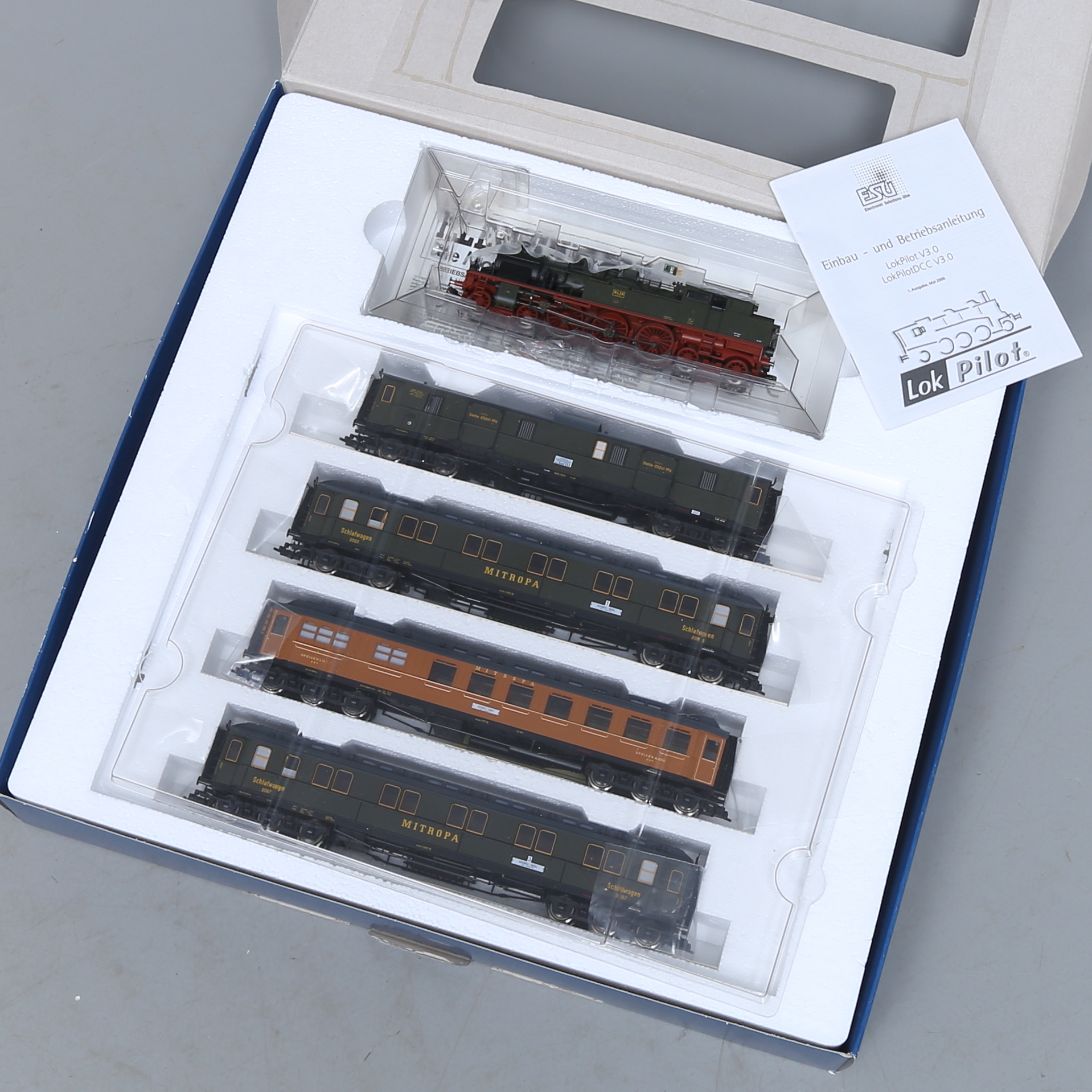 Images for 1160417. FLEISCHMANN 4913 train set with steam locomotive ...