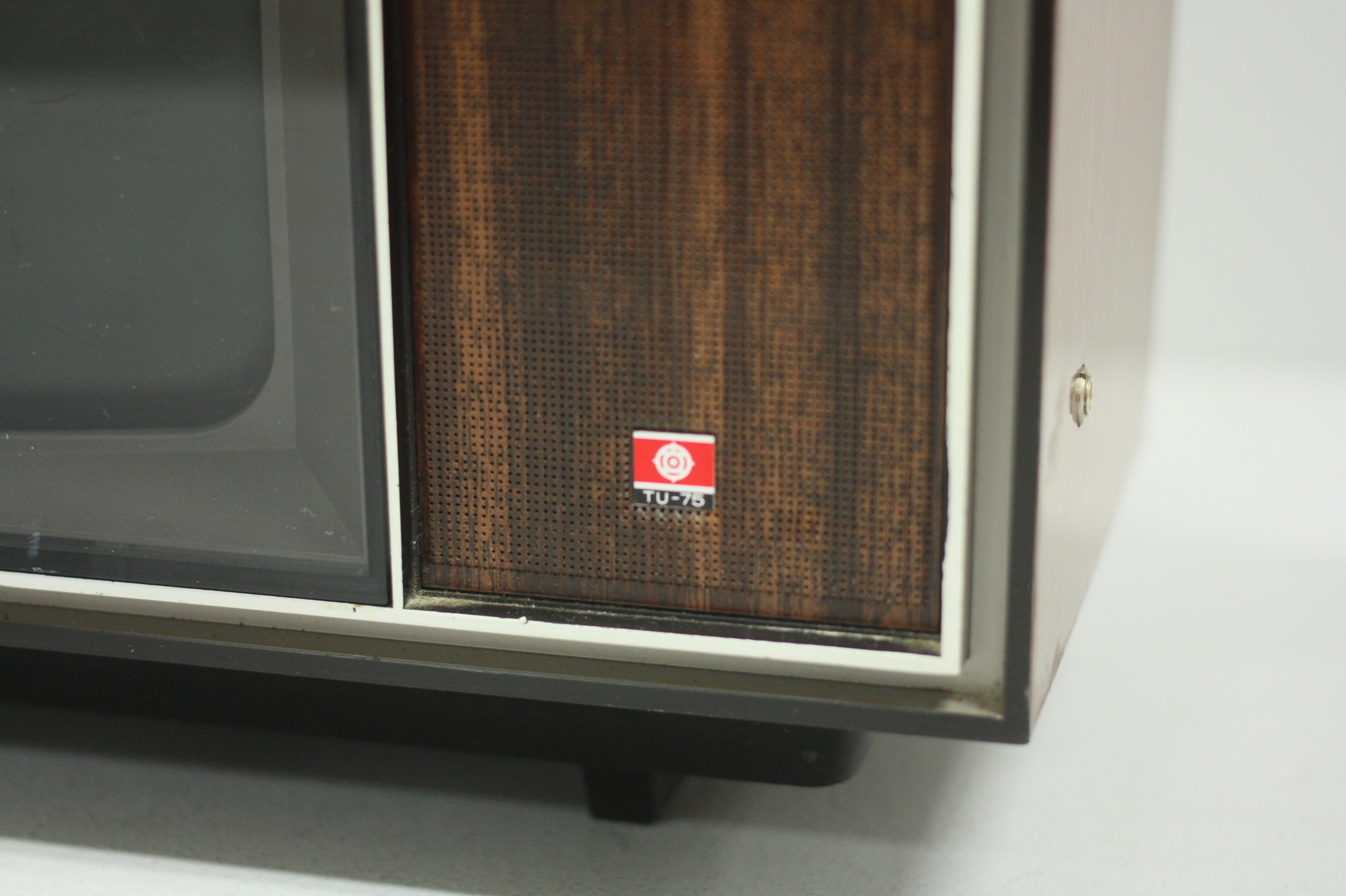 Bilder för 1173127. TV Hitachi, TU-75-301, 32 cm,1900-talets mitt ...