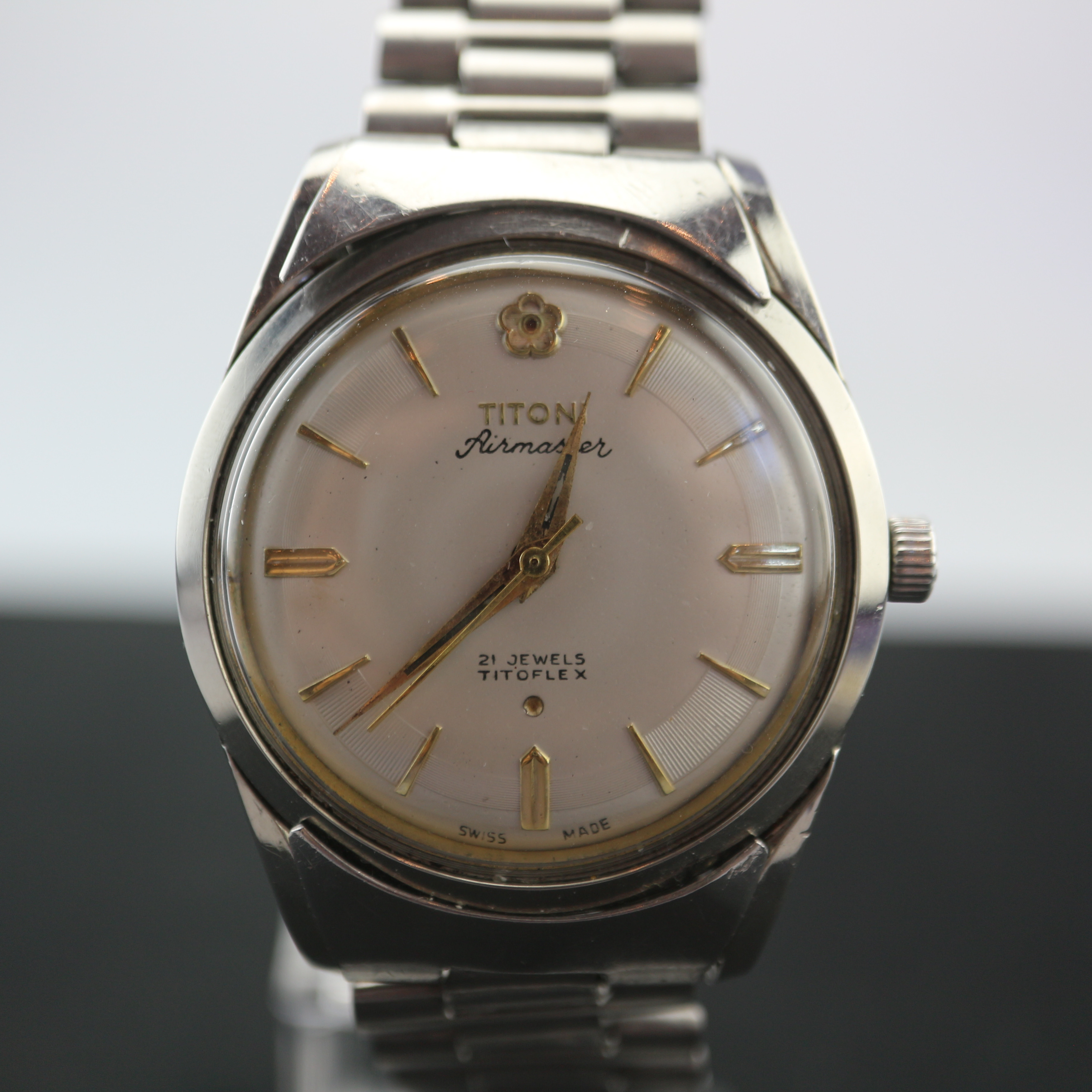 Images for 1285050. TITONI AIRMASTER WRISTWATCH SWISS MADE. - Auctionet